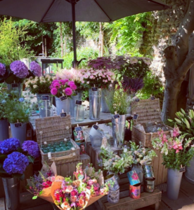 Pop-Up Flower Shops - New Floral Trend - Floranext - Florist Websites ...